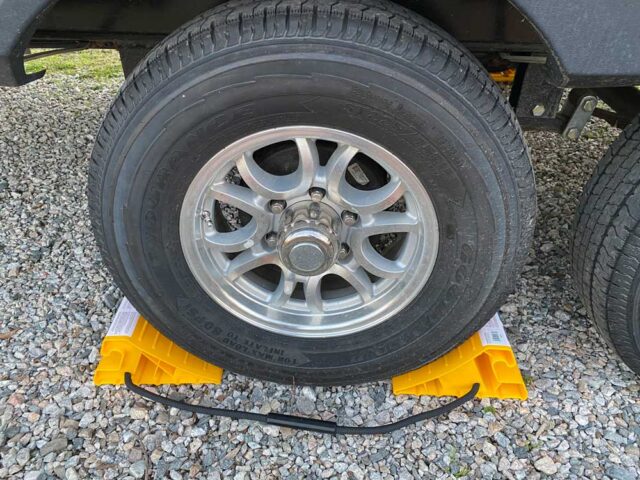 How to Stabilize Your Travel Trailer - Travel Trail Sail
