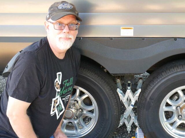 How to Stabilize Your Travel Trailer - Travel Trail Sail